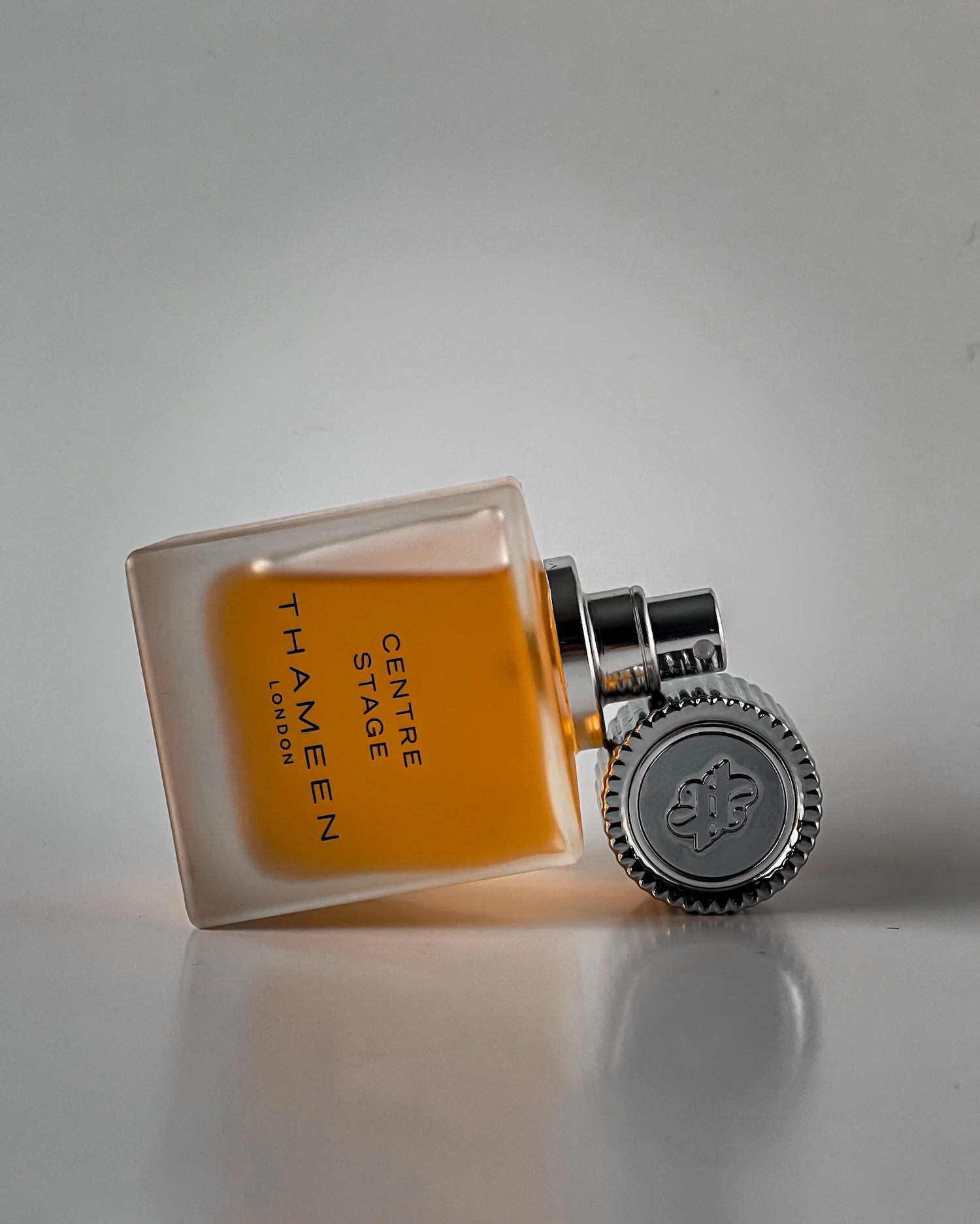 Thameen Centre Stage Fragrance Review - The Fairytales Blog